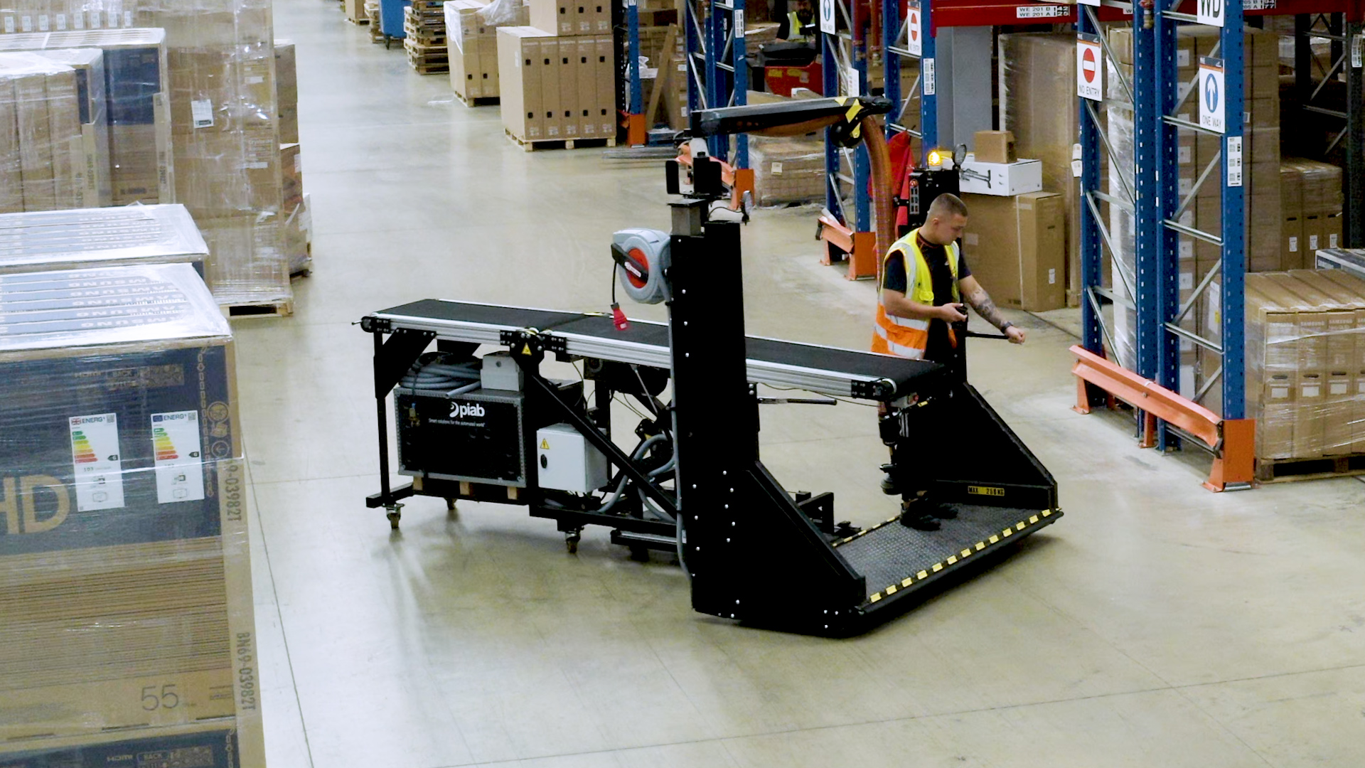 Descarga Contenedores - Tecnoco - Sistemas de manipulación de cargas